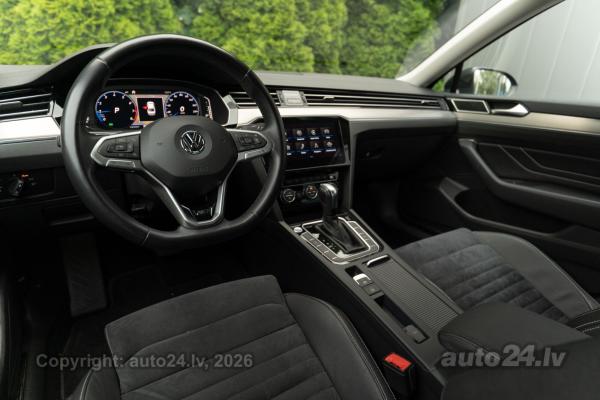 Grey Volkswagen Passat 2020 in Tallinn, with an engine capacity of 1.50 L and mileage of 90 thousand km for 21490 €, photo 6 on AUTOMOTO.COM.LV