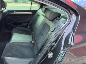 Grey Volkswagen Passat 2020 in Vilnius, with an engine capacity of 1.50 L and mileage of 158 thousand km for 17200 €, photo 15 on AUTOMOTO.COM.LV