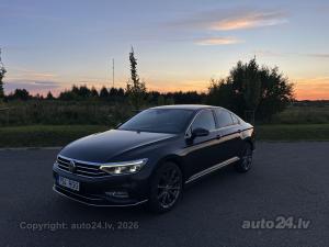Grey Volkswagen Passat 2020 in Rakvere, with an engine capacity of 1.50 L and mileage of 195 thousand km for 16900 €, photo 1 on AUTOMOTO.COM.LV