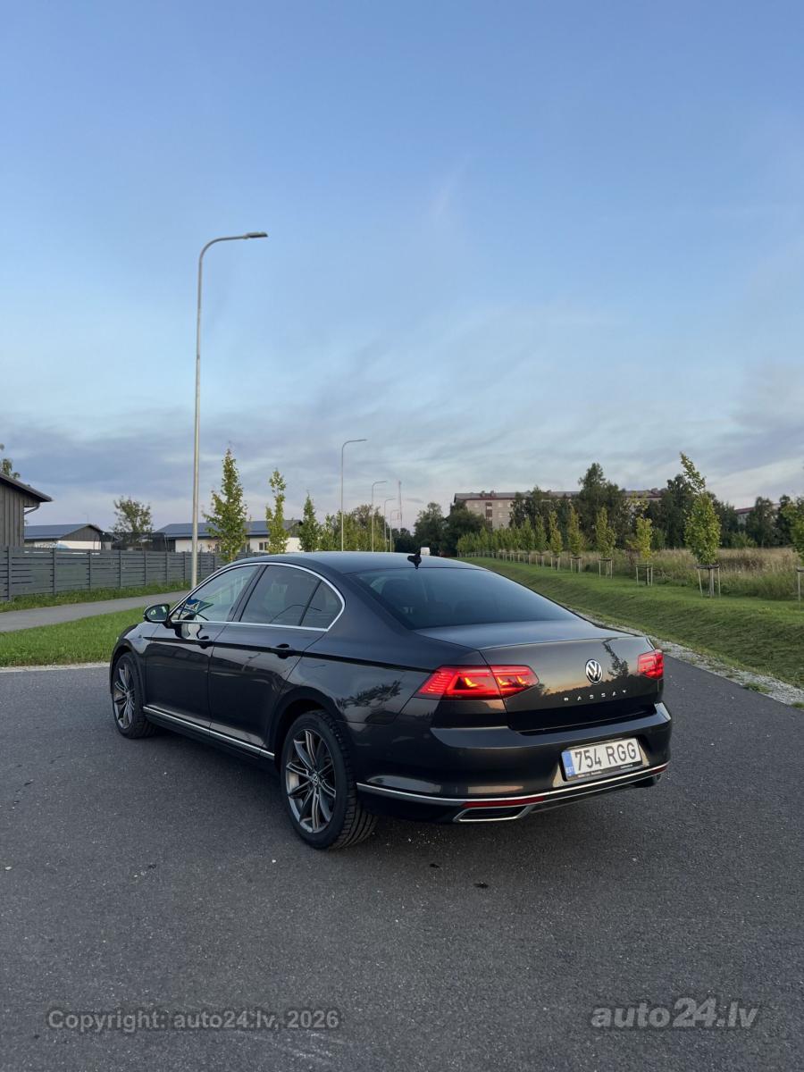 Grey Volkswagen Passat 2020 in Rakvere, with an engine capacity of 1.50 L and mileage of 195 thousand km for 16900 €, photo 7 on AUTOMOTO.COM.LV
