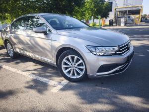 Pelēks Volkswagen Passat 2020 Panevēža, ar dzinēja tilpumu 1.50 L un nobraukumu 80 tūkst. km par 15900 €, foto 4 vietnē AUTOMOTO.COM.LV