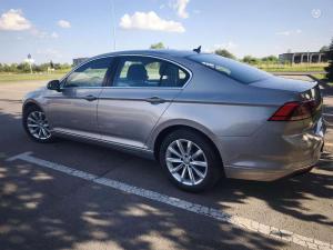 Pelēks Volkswagen Passat 2020 Panevēža, ar dzinēja tilpumu 1.50 L un nobraukumu 80 tūkst. km par 15900 €, foto 8 vietnē AUTOMOTO.COM.LV