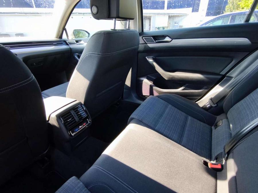 Pelēks Volkswagen Passat 2020 Panevēža, ar dzinēja tilpumu 1.50 L un nobraukumu 80 tūkst. km par 15900 €, foto 13 vietnē AUTOMOTO.COM.LV