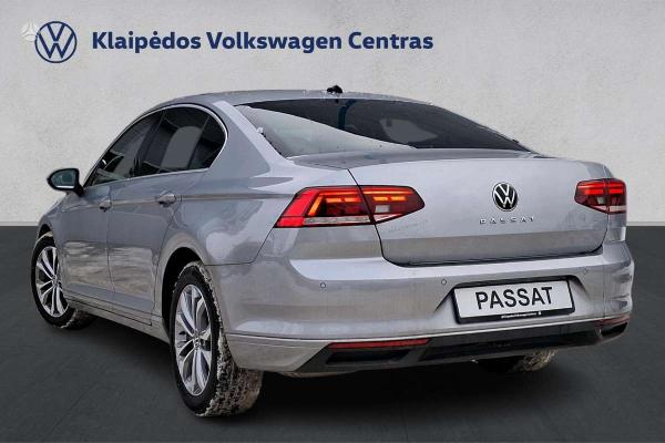 Grey Volkswagen Passat 2021 in Klaipeda, with an engine capacity of 1.50 L and mileage of 161 thousand km for 18500 €, photo 4 on AUTOMOTO.COM.LV
