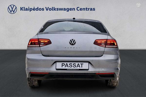 Grey Volkswagen Passat 2021 in Klaipeda, with an engine capacity of 1.50 L and mileage of 161 thousand km for 18500 €, photo 5 on AUTOMOTO.COM.LV