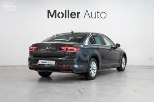 Grey Volkswagen Passat 2021 in Vilnius, with an engine capacity of 1.50 L and mileage of 110 thousand km for 17900 €, photo 3 on AUTOMOTO.COM.LV