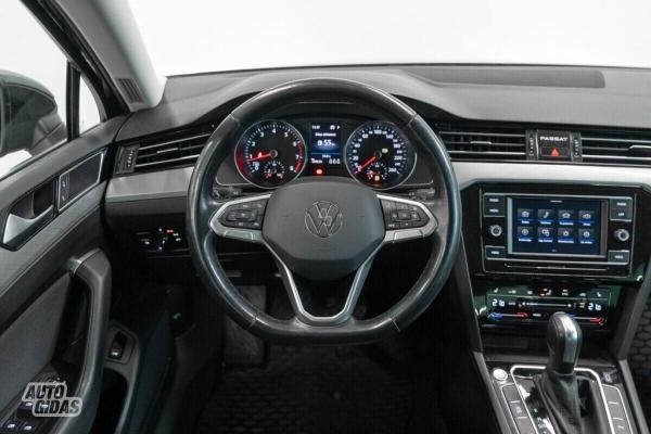 Pelēks Volkswagen Passat 2021 Viļņa, ar dzinēja tilpumu 1.50 L un nobraukumu 110 tūkst. km par 17900 €, foto 9 vietnē AUTOMOTO.COM.LV