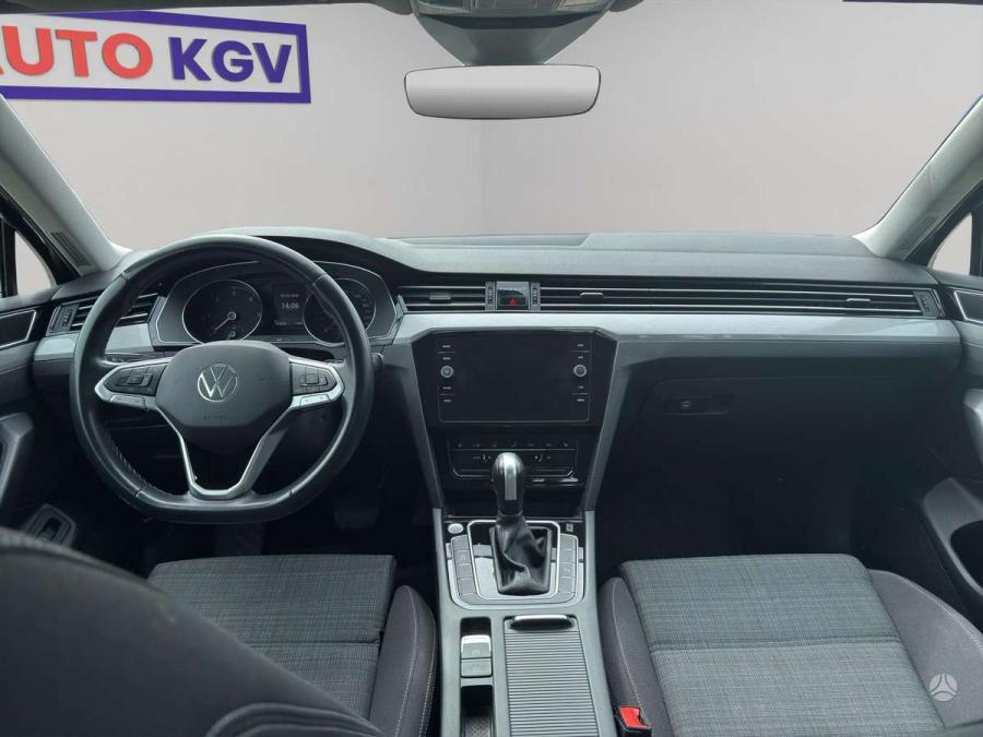 Pelēks Volkswagen Passat 2021 Kauņa, ar dzinēja tilpumu 2.00 L un nobraukumu 150 tūkst. km par 15999 €, foto 13 vietnē AUTOMOTO.COM.LV