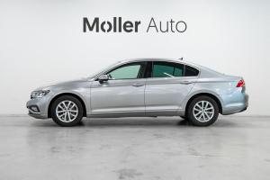 Pelēks Volkswagen Passat 2021 Viļņa, ar dzinēja tilpumu 1.50 L un nobraukumu 115 tūkst. km par 16500 €, foto 3 vietnē AUTOMOTO.COM.LV