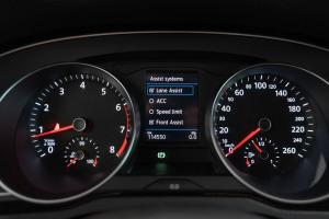 Pelēks Volkswagen Passat 2021 Viļņa, ar dzinēja tilpumu 1.50 L un nobraukumu 115 tūkst. km par 16500 €, foto 12 vietnē AUTOMOTO.COM.LV