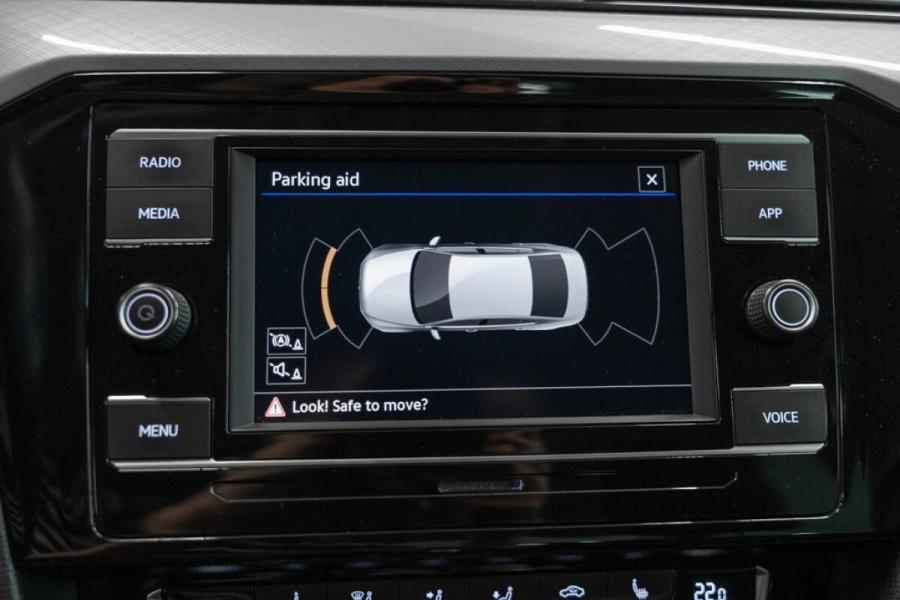 Pelēks Volkswagen Passat 2021 Viļņa, ar dzinēja tilpumu 1.50 L un nobraukumu 115 tūkst. km par 16500 €, foto 13 vietnē AUTOMOTO.COM.LV
