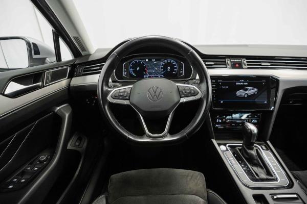 Grey Volkswagen Passat 2021 in Tallinn, with an engine capacity of 1.50 L and mileage of 65 thousand km for 19900 €, photo 11 on AUTOMOTO.COM.LV