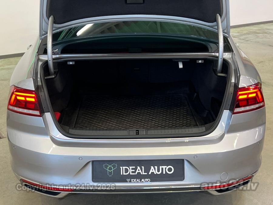 Pelēks Volkswagen Passat 2021 Tallina, ar dzinēja tilpumu 1.50 L un nobraukumu 84 tūkst. km par 20990 €, foto 17 vietnē AUTOMOTO.COM.LV