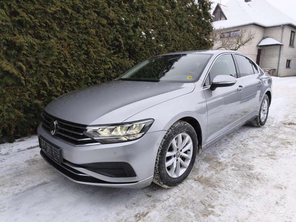 Grey Volkswagen Passat 2022 in Kalvarija, with an engine capacity of 1.50 L and mileage of 138 thousand km for 18937 €, photo 1 on AUTOMOTO.COM.LV