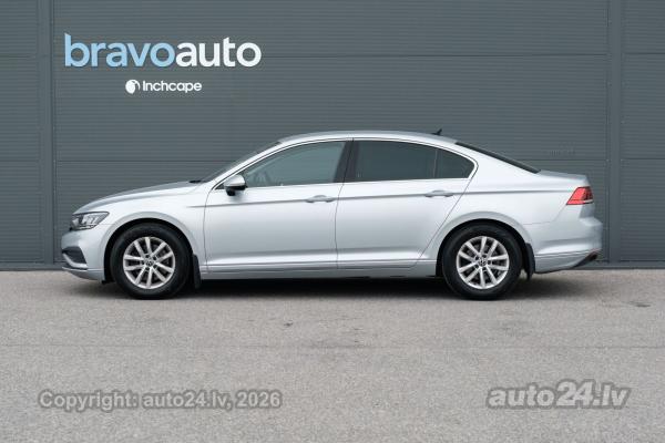 Grey Volkswagen Passat 2022 in Tartu, with an engine capacity of 1.50 L and mileage of 43 thousand km for 20000 €, photo 5 on AUTOMOTO.COM.LV