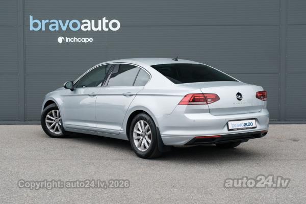 Grey Volkswagen Passat 2022 in Tartu, with an engine capacity of 1.50 L and mileage of 43 thousand km for 20000 €, photo 6 on AUTOMOTO.COM.LV