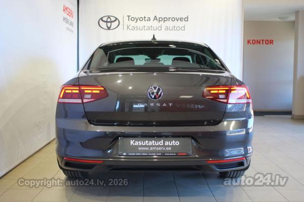 Grey Volkswagen Passat 2022 in Tallinn, with an engine capacity of 1.50 L and mileage of 67 thousand km for 20990 €, photo 4 on AUTOMOTO.COM.LV