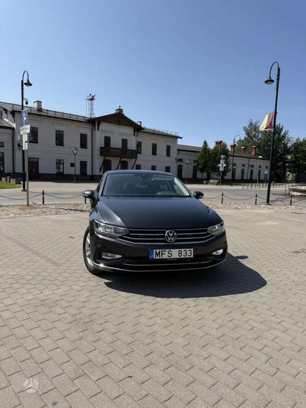 Pelēks Volkswagen Passat 2022 Mažeikiai, ar dzinēja tilpumu 1.50 L un nobraukumu 48 tūkst. km par 22400 €, foto 2 vietnē AUTOMOTO.COM.LV