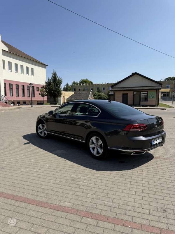 Pelēks Volkswagen Passat 2022 Mažeikiai, ar dzinēja tilpumu 1.50 L un nobraukumu 48 tūkst. km par 22400 €, foto 5 vietnē AUTOMOTO.COM.LV
