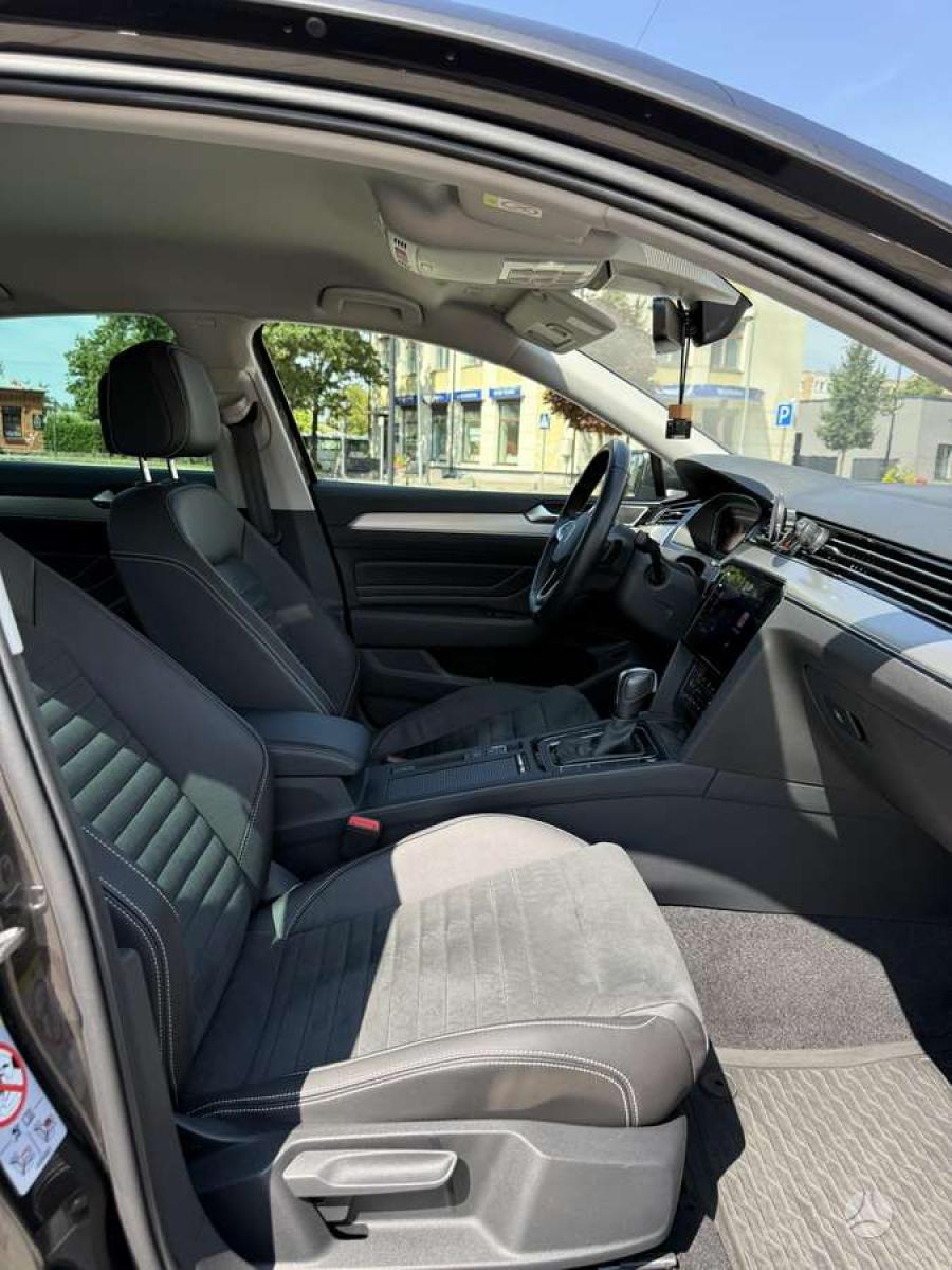 Pelēks Volkswagen Passat 2022 Mažeikiai, ar dzinēja tilpumu 1.50 L un nobraukumu 48 tūkst. km par 22400 €, foto 11 vietnē AUTOMOTO.COM.LV