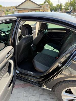 Pelēks Volkswagen Passat 2022 Mažeikiai, ar dzinēja tilpumu 1.50 L un nobraukumu 48 tūkst. km par 22400 €, foto 13 vietnē AUTOMOTO.COM.LV