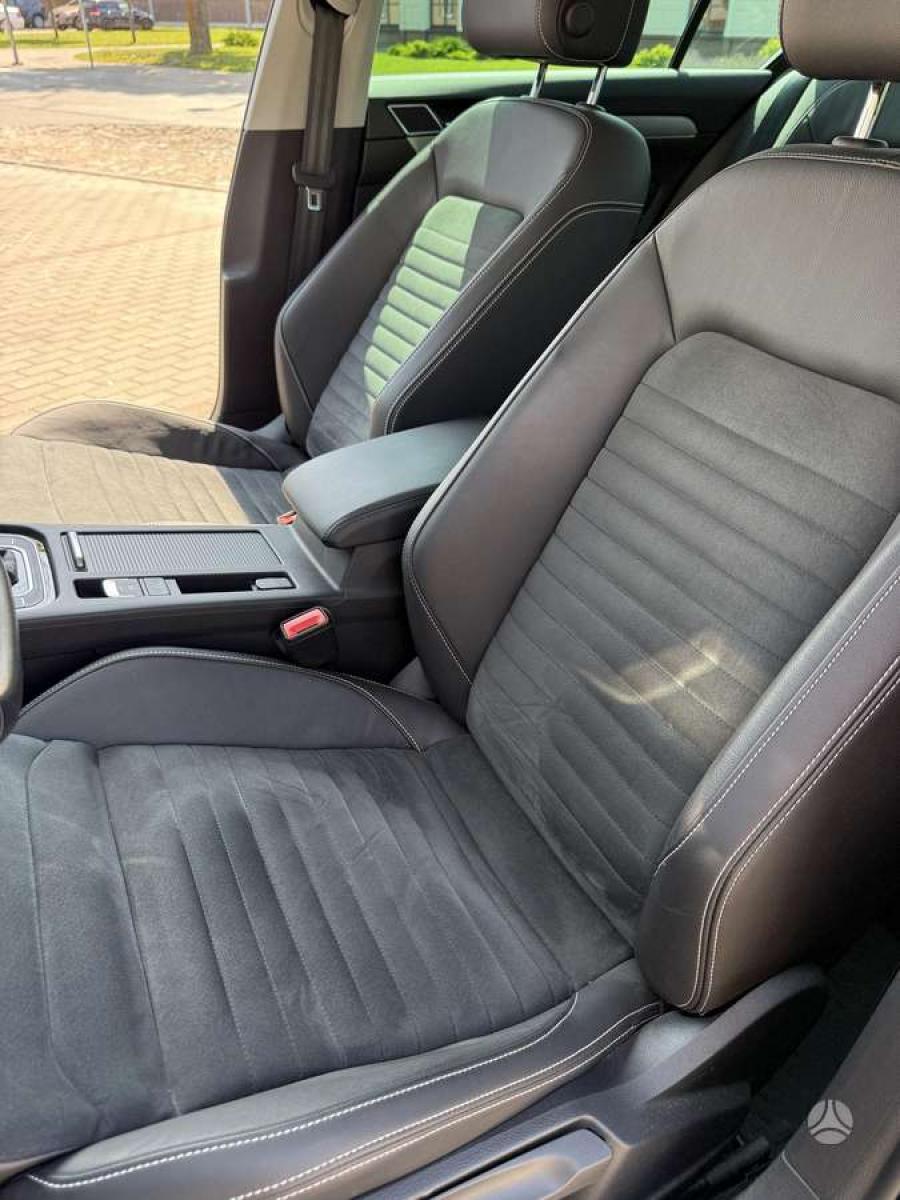 Pelēks Volkswagen Passat 2022 Mažeikiai, ar dzinēja tilpumu 1.50 L un nobraukumu 48 tūkst. km par 22400 €, foto 15 vietnē AUTOMOTO.COM.LV