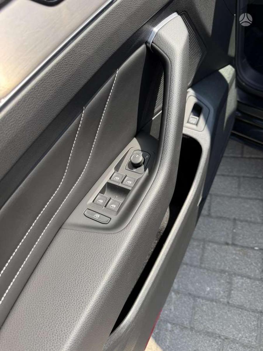 Pelēks Volkswagen Passat 2022 Mažeikiai, ar dzinēja tilpumu 1.50 L un nobraukumu 48 tūkst. km par 22400 €, foto 17 vietnē AUTOMOTO.COM.LV