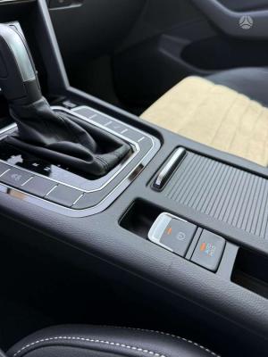 Pelēks Volkswagen Passat 2022 Mažeikiai, ar dzinēja tilpumu 1.50 L un nobraukumu 48 tūkst. km par 22400 €, foto 31 vietnē AUTOMOTO.COM.LV