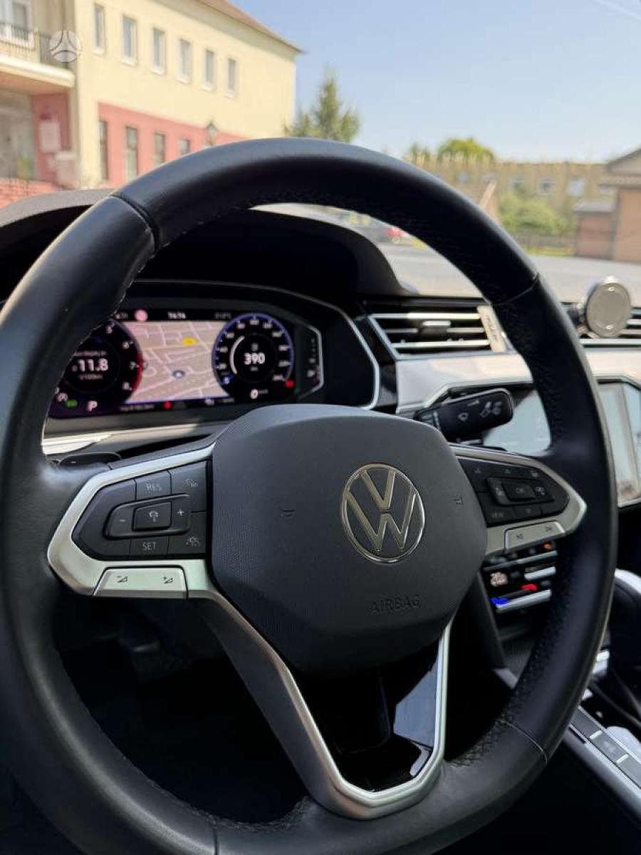 Pelēks Volkswagen Passat 2022 Mažeikiai, ar dzinēja tilpumu 1.50 L un nobraukumu 48 tūkst. km par 22400 €, foto 35 vietnē AUTOMOTO.COM.LV