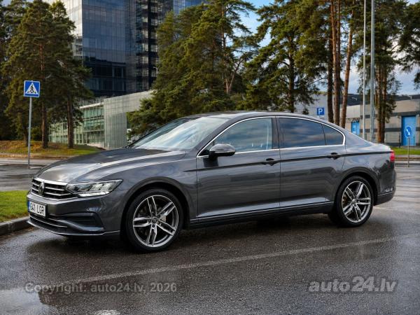 Pelēks Volkswagen Passat 2022 Tallina, ar dzinēja tilpumu 1.50 L un nobraukumu 124 tūkst. km par 19900 €, foto 1 vietnē AUTOMOTO.COM.LV