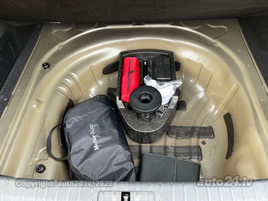Pelēks Volkswagen Passat 2022 Tallina, ar dzinēja tilpumu 1.50 L un nobraukumu 121 tūkst. km par 18500 €, foto 31 vietnē AUTOMOTO.COM.LV
