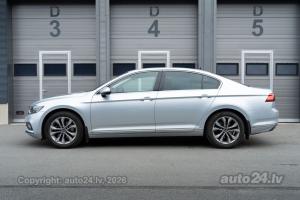 Pelēks Volkswagen Passat 2023 Tallina, ar dzinēja tilpumu 1.50 L un nobraukumu 43 tūkst. km par 27900 €, foto 2 vietnē AUTOMOTO.COM.LV