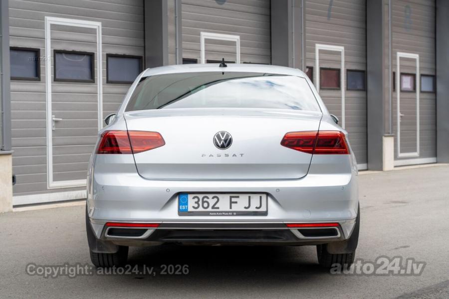Pelēks Volkswagen Passat 2023 Tallina, ar dzinēja tilpumu 1.50 L un nobraukumu 43 tūkst. km par 27900 €, foto 5 vietnē AUTOMOTO.COM.LV