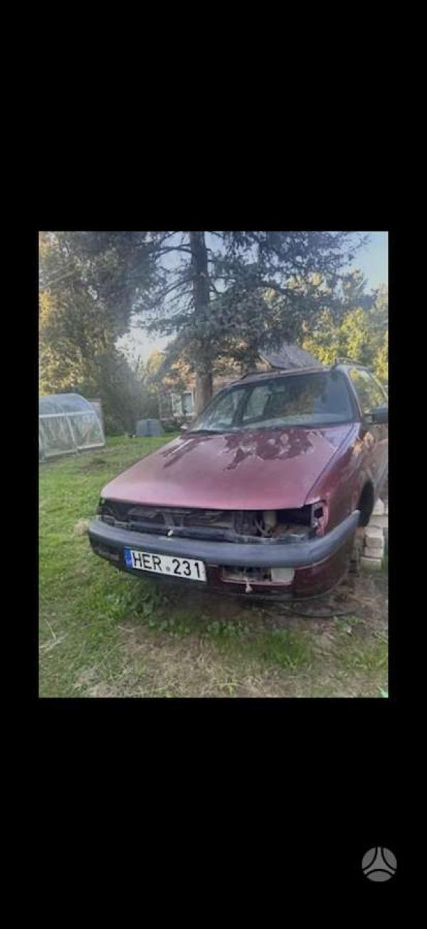 Grey Volkswagen Passat 1994 in Kaunas, with an engine capacity of 1.59 L and mileage of 346 thousand km for 350 €, photo 5 on AUTOMOTO.COM.LV