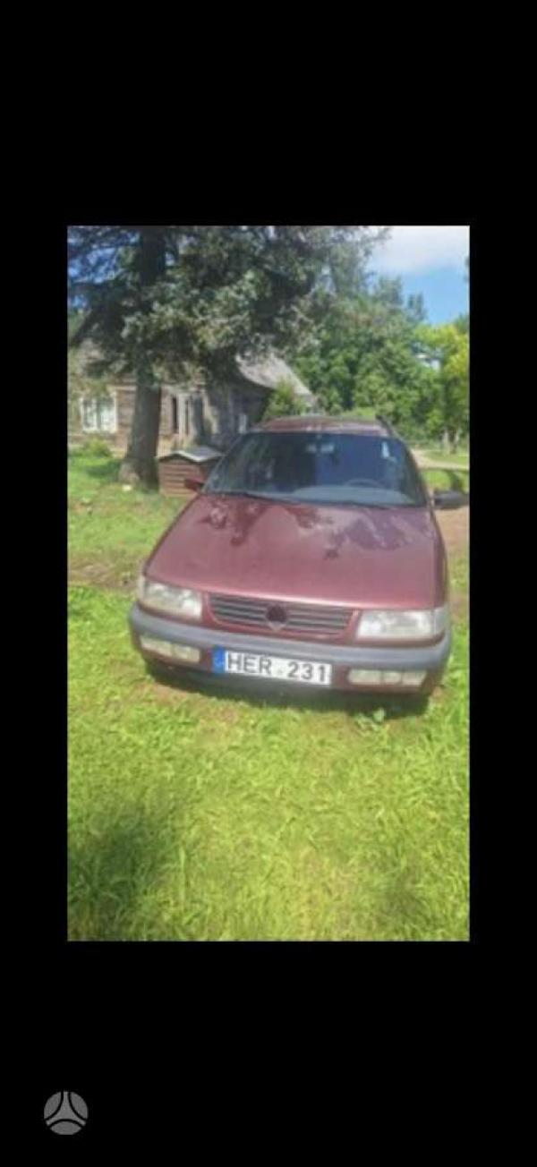 Grey Volkswagen Passat 1994 in Kaunas, with an engine capacity of 1.59 L and mileage of 346 thousand km for 350 €, photo 6 on AUTOMOTO.COM.LV