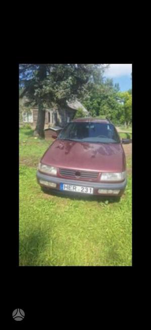 Grey Volkswagen Passat 1994 in Kaunas, with an engine capacity of 1.59 L and mileage of 346 thousand km for 350 €, photo 6 on AUTOMOTO.COM.LV
