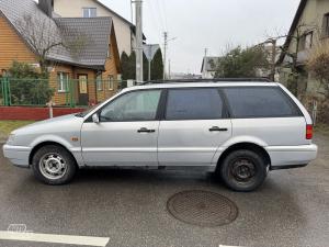 Grey Volkswagen Passat 1995 in Kaunas, with an engine capacity of 1.90 L and mileage of 266 thousand km for 650 €, photo 8 on AUTOMOTO.COM.LV