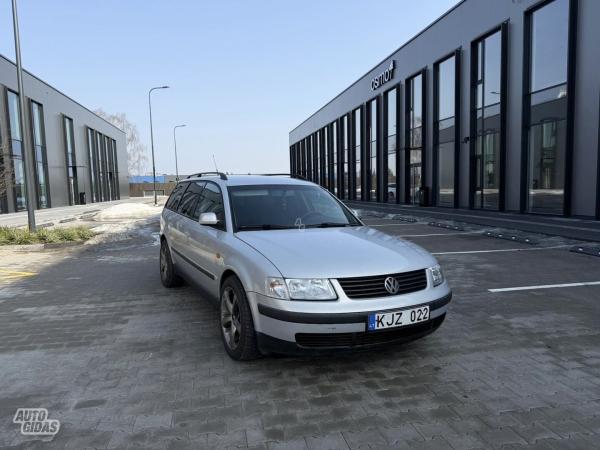 Grey Volkswagen Passat 1997 in Vilnius, with an engine capacity of 1.90 L and mileage of 291 thousand km for 1400 €, photo 1 on AUTOMOTO.COM.LV