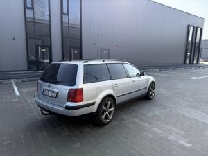 Pelēks Volkswagen Passat 1997 Viļņa, ar dzinēja tilpumu 1.90 L un nobraukumu 291 tūkst. km par 1400 €, foto 6 vietnē AUTOMOTO.COM.LV