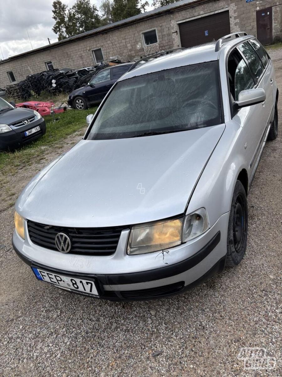 Pelēks Volkswagen Passat 1997 Joniškis, ar dzinēja tilpumu 1.90 L un nobraukumu 371 tūkst. km par 300 €, foto 5 vietnē AUTOMOTO.COM.LV