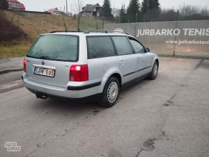 Pelēks Volkswagen Passat 1998 Jurbarkas, ar dzinēja tilpumu 1.90 L un nobraukumu 422 tūkst. km par 900 €, foto 4 vietnē AUTOMOTO.COM.LV