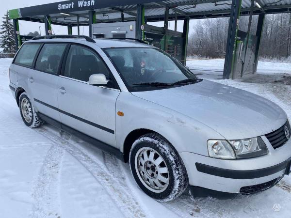 Pelēks Volkswagen Passat 1998 Utena, ar dzinēja tilpumu 1.90 L un nobraukumu 400 tūkst. km par 950 €, foto 3 vietnē AUTOMOTO.COM.LV
