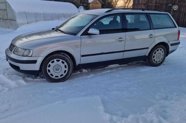 Grey Volkswagen Passat 1998 in Jonava, with an engine capacity of 1.90 L and mileage of 282 thousand km for 899 €, photo 3 on AUTOMOTO.COM.LV