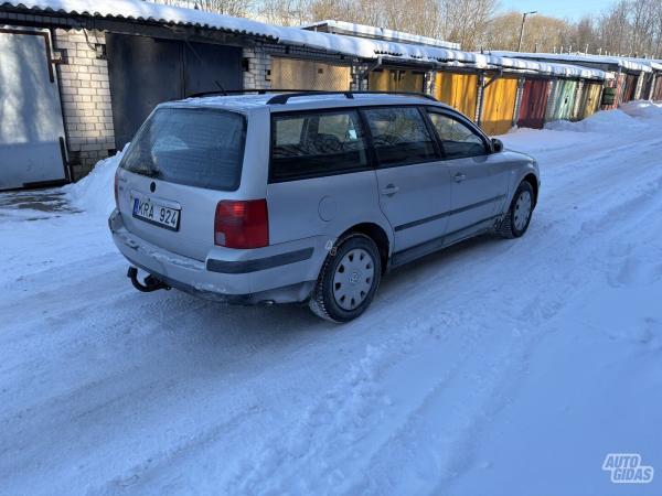 Grey Volkswagen Passat 1998 in Anyksciai, with an engine capacity of 1.90 L and mileage of 310 thousand km for 950 €, photo 3 on AUTOMOTO.COM.LV