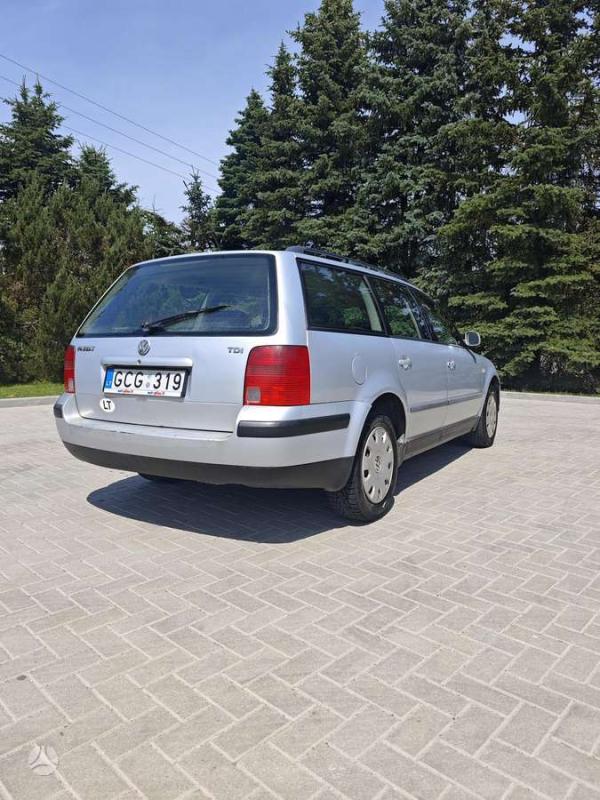 Серый Фольксваген Пассат 1998 в Плунге, объемом двигателя 1.90 л и пробегом 445 тыс. км за 870 €, фото 3 на AUTOMOTO.COM.LV