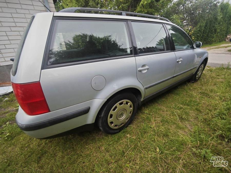 Pelēks Volkswagen Passat 1998 Marijampole, ar dzinēja tilpumu 1.60 L un nobraukumu 248 tūkst. km par 900 €, foto 6 vietnē AUTOMOTO.COM.LV