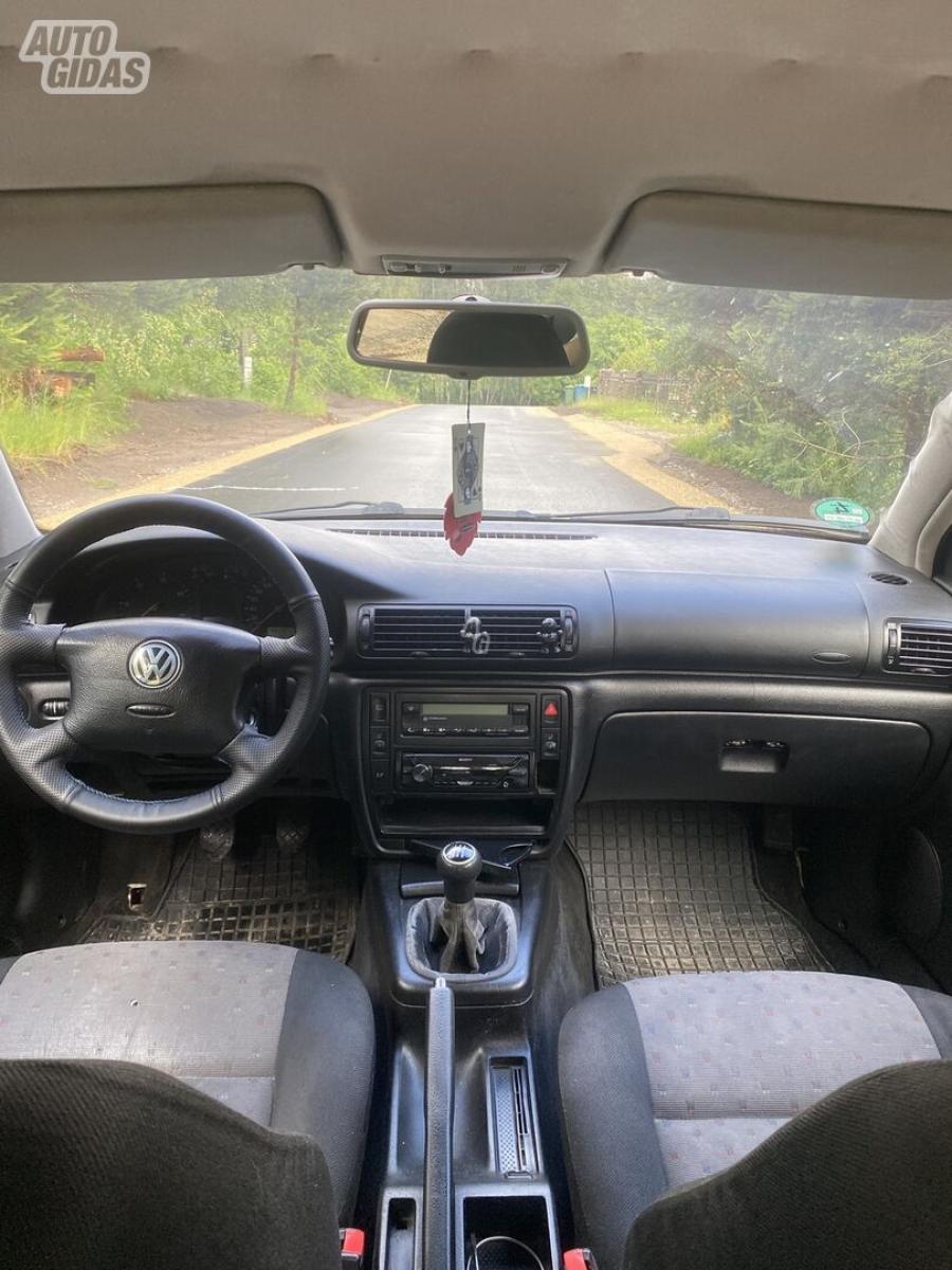 Grey Volkswagen Passat 1999 in Vilnius, with an engine capacity of 1.90 L and mileage of 463 thousand km for 900 €, photo 8 on AUTOMOTO.COM.LV
