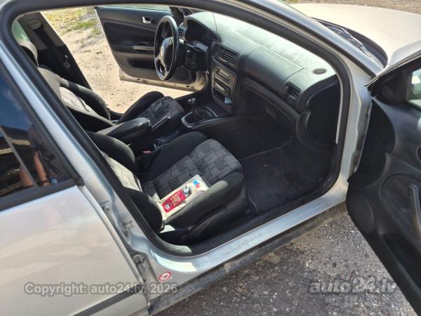 Grey Volkswagen Passat 1999 in Tallinn, with an engine capacity of 1.90 L and mileage of 361 thousand km for 1316 €, photo 7 on AUTOMOTO.COM.LV