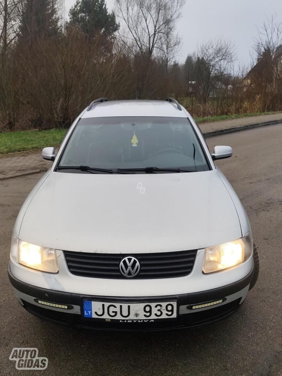 Pelēks Volkswagen Passat 2000 Kelmė, ar dzinēja tilpumu 1.90 L un nobraukumu 537 tūkst. km par 670 €, foto 2 vietnē AUTOMOTO.COM.LV