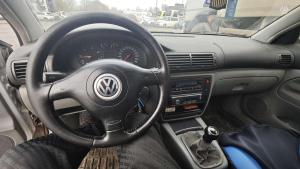 Grey Volkswagen Passat 2000 in Kaunas, with an engine capacity of 1.90 L and mileage of 420 thousand km for 750 €, photo 8 on AUTOMOTO.COM.LV